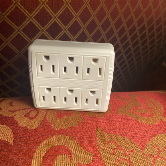 Other | Plug With 6 Outlets | Poshmark